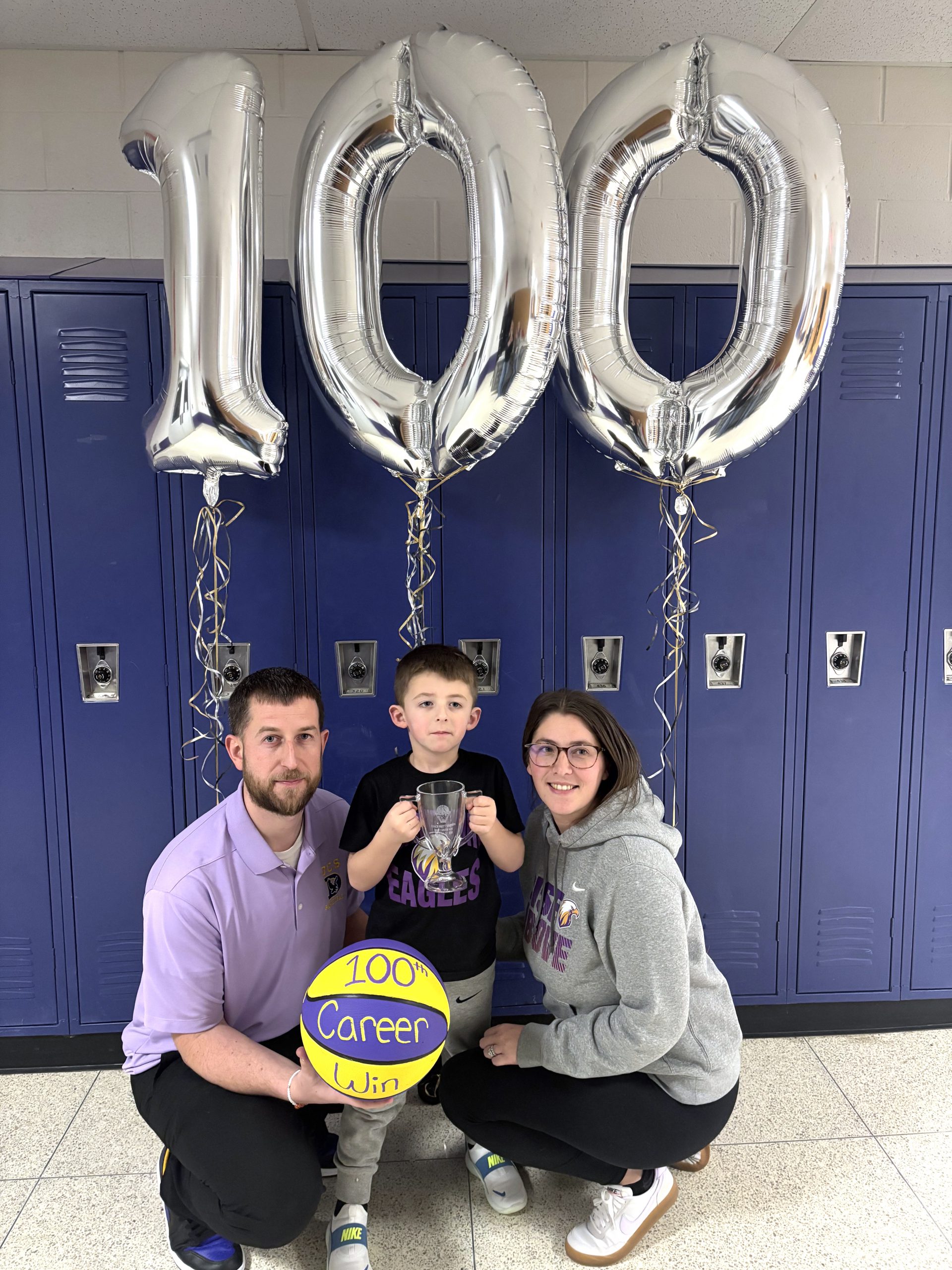 Simpson earns 100th career win as DCS head basketball coach ...